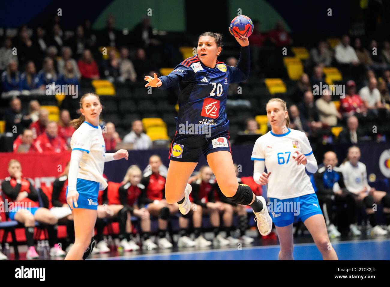Trondheim 20231212.France's Laura Flippes during the quarter-final in ...