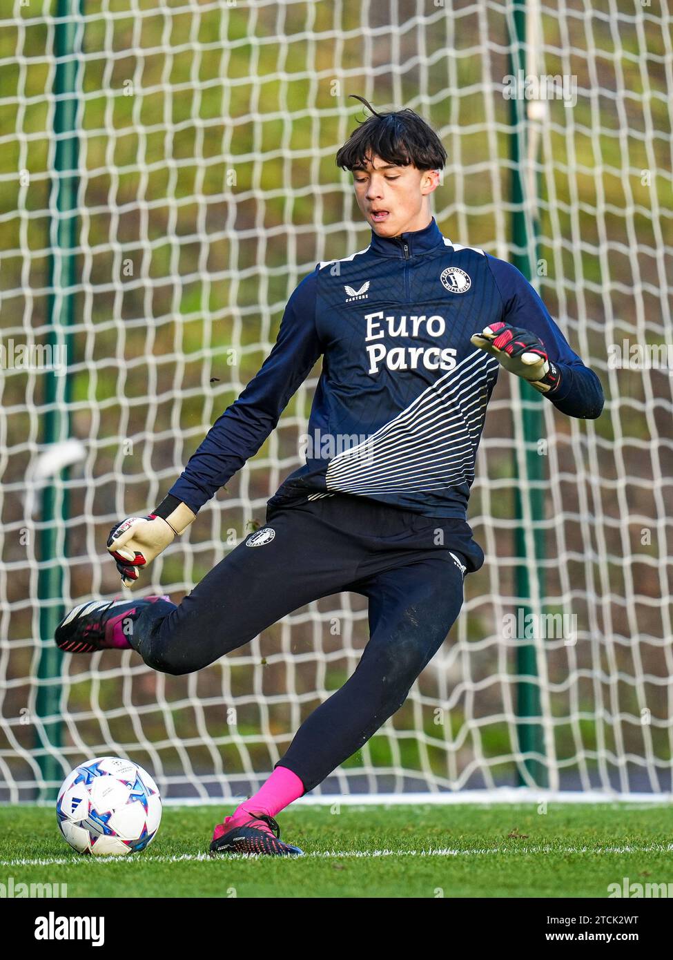 Glasgow, UK. 13th Dec, 2023. Glasgow - Feyenoord O19 goalkeeper Mannou ...