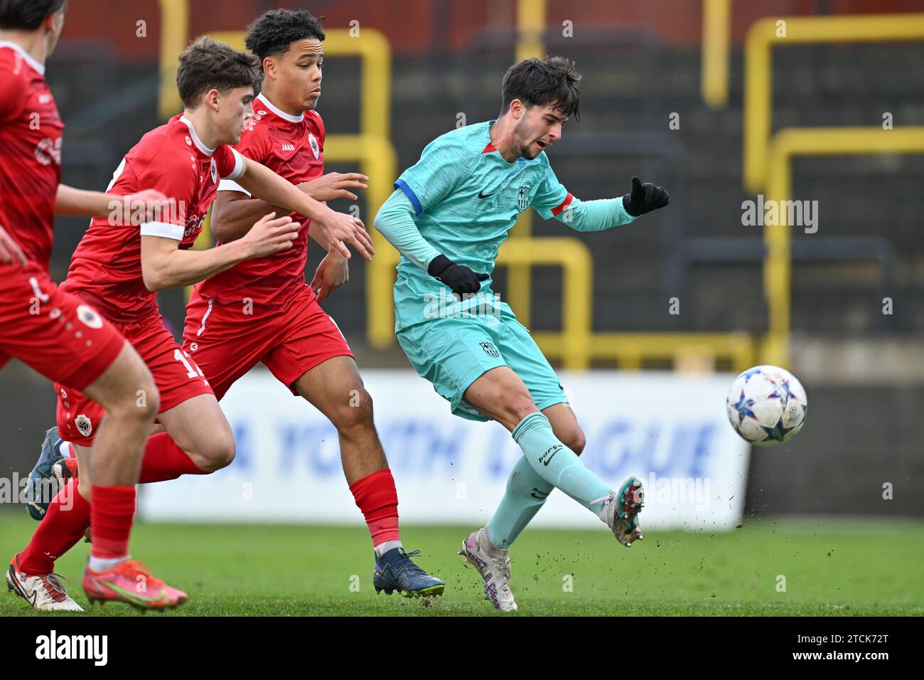 Lier, Belgium. 13th Dec, 2023. Hugo Alba (9) of Barcelona pictured in ...