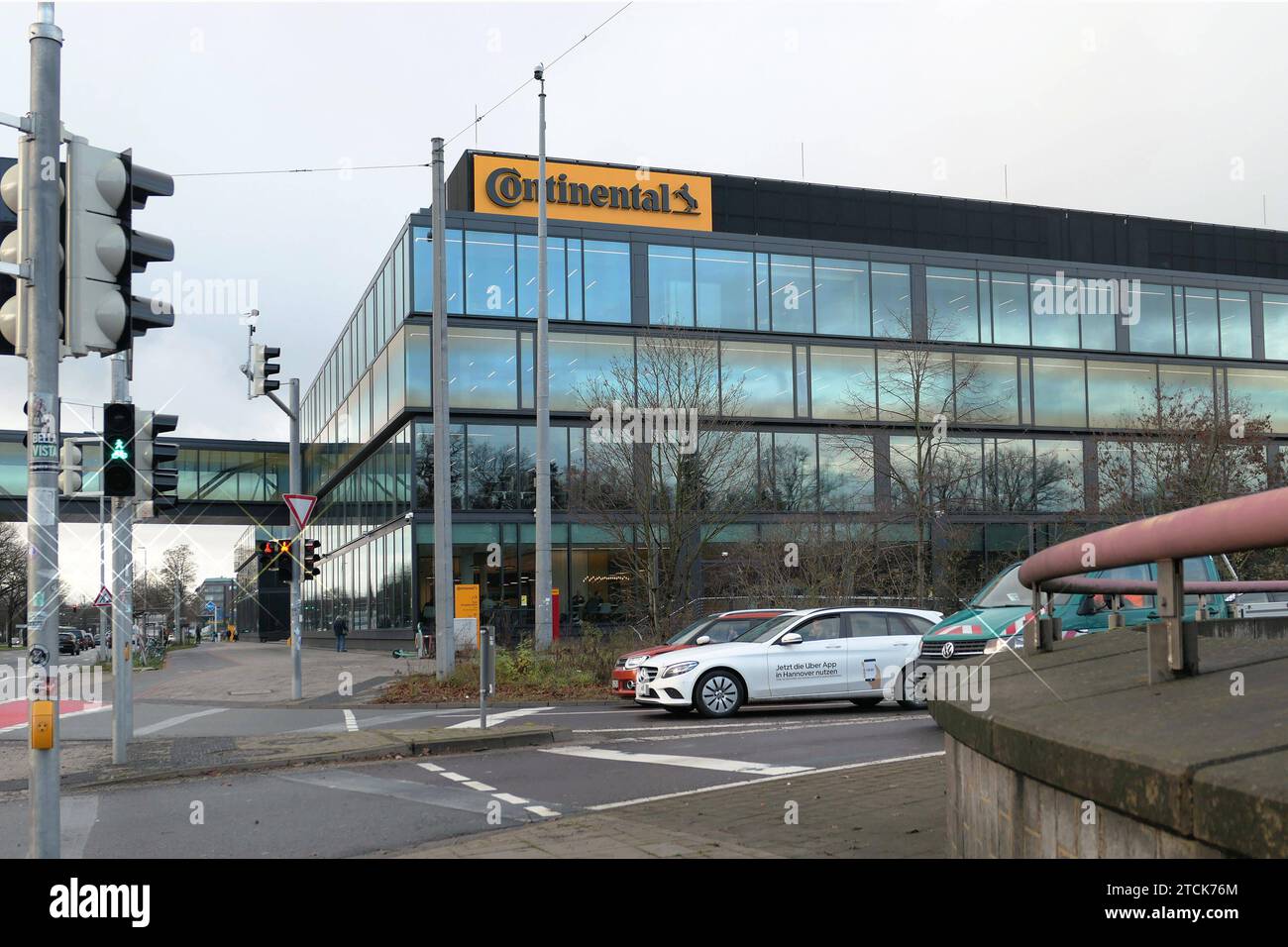 Autozulieferer Continental in Hannover mit neuer Konzernzentrale nach ...