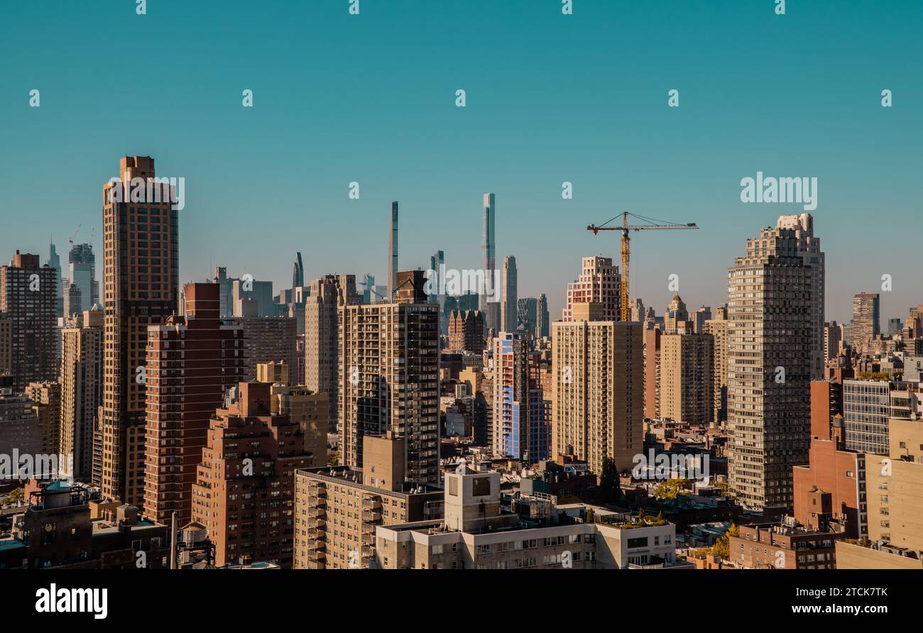 Aerial panorama view of Manhattan seen from Upper East Side rooftop ...
