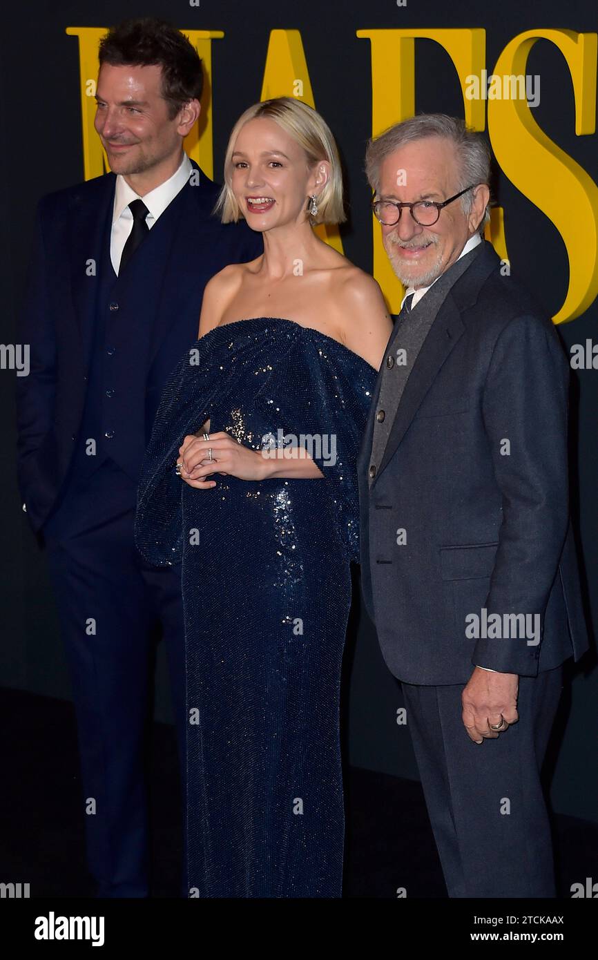 Bradley Cooper, Carey Mulligan und Steven Spielberg beim Special ...