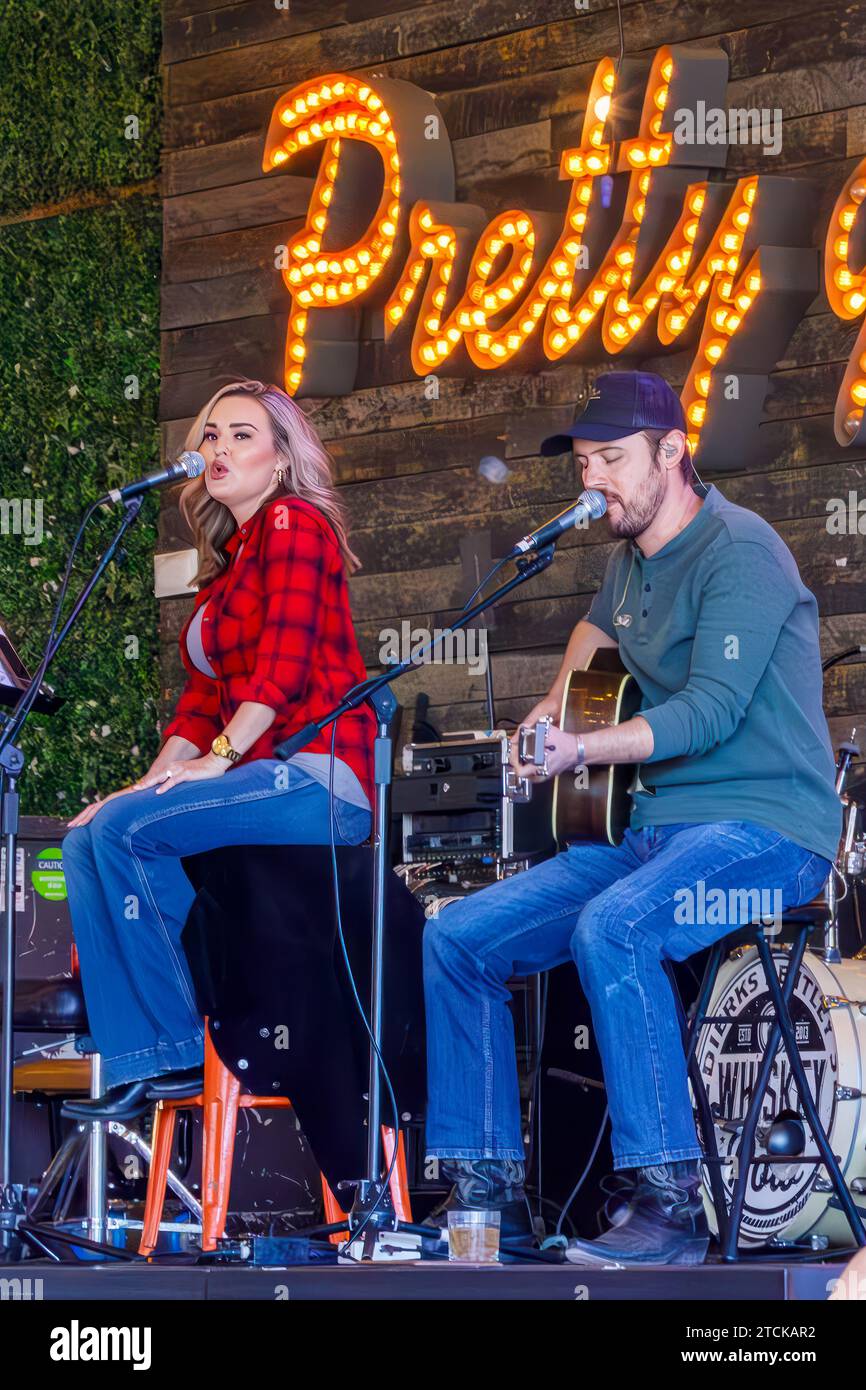 A Saturday Afternoon at Dierk Bentley's Whiskey Row in downtown Gilbert ...