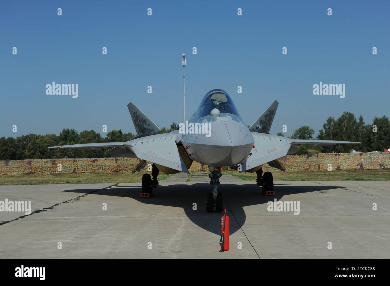 Felon fighter jet hi-res stock photography and images - Alamy
