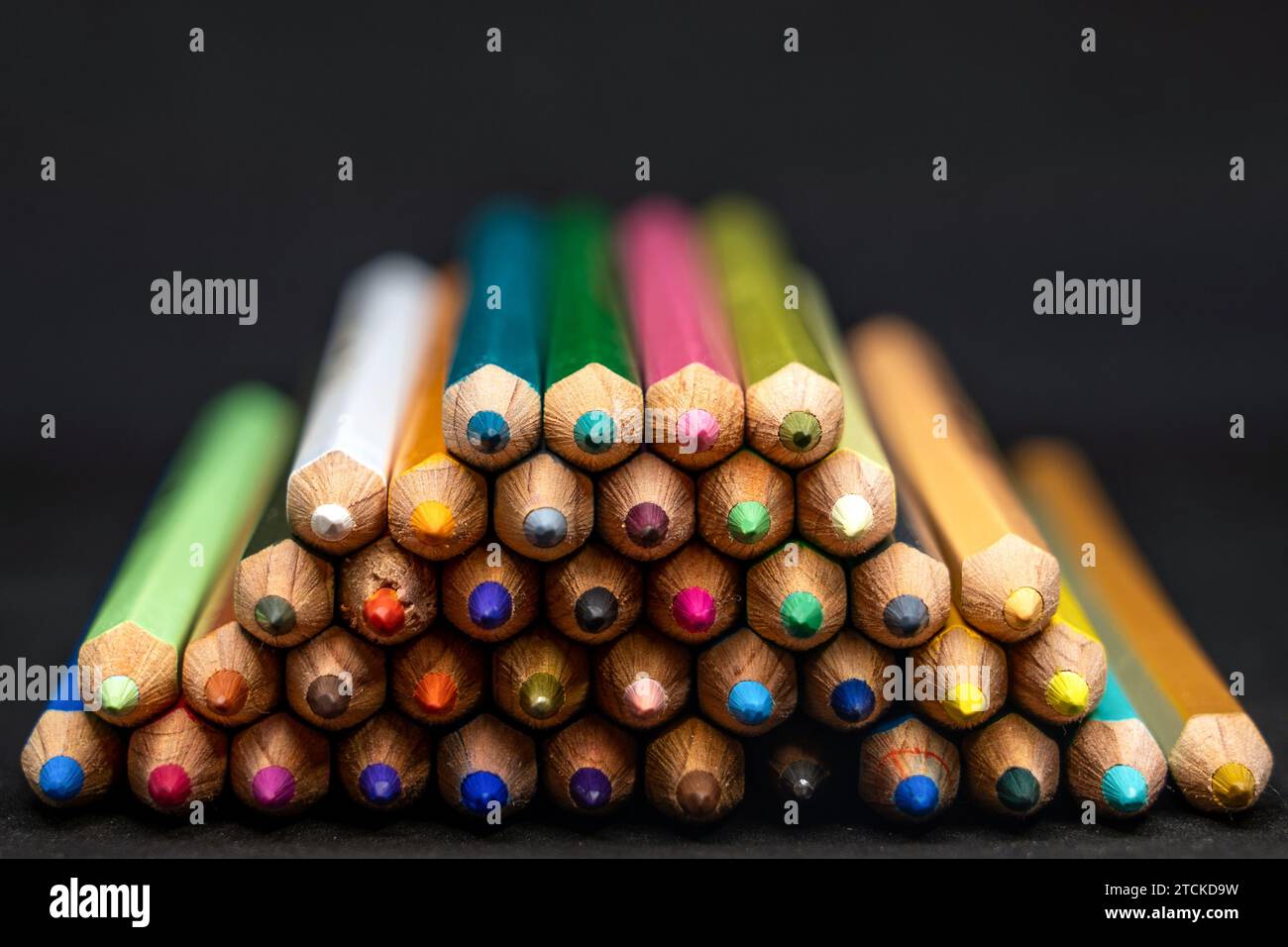 Pile of pencils hi-res stock photography and images - Alamy