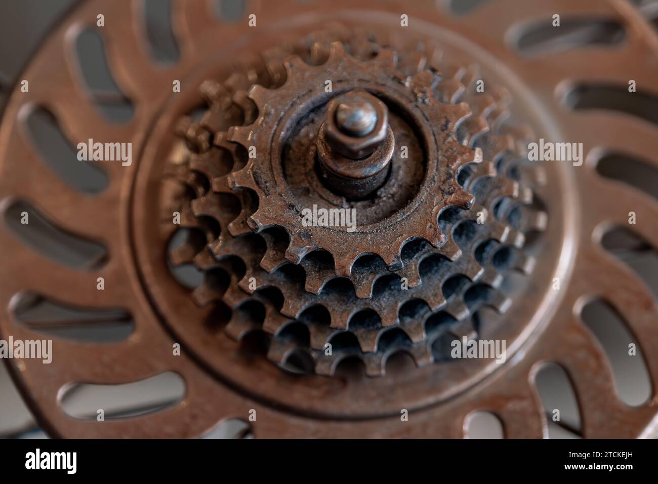 Sprocket and chain hi-res stock photography and images - Alamy