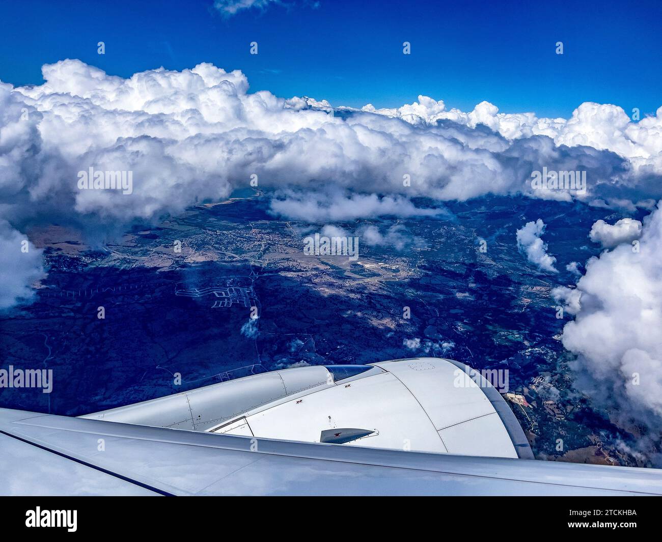 New generation wide-body aircraft, ascending from Barajas International ...