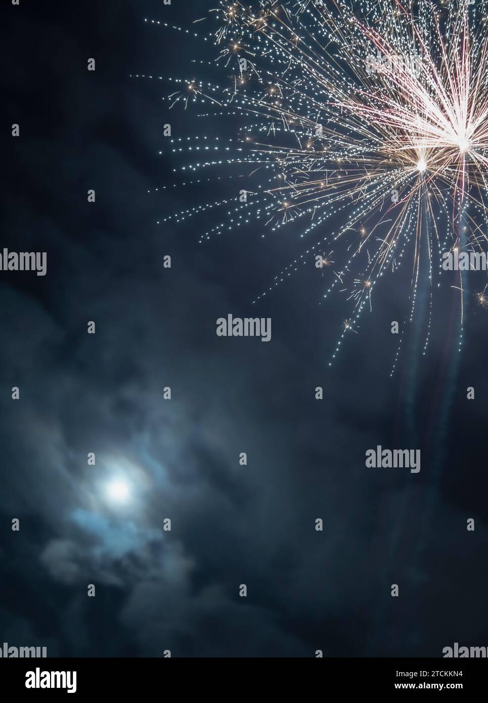 Fires fireworks hi-res stock photography and images - Alamy