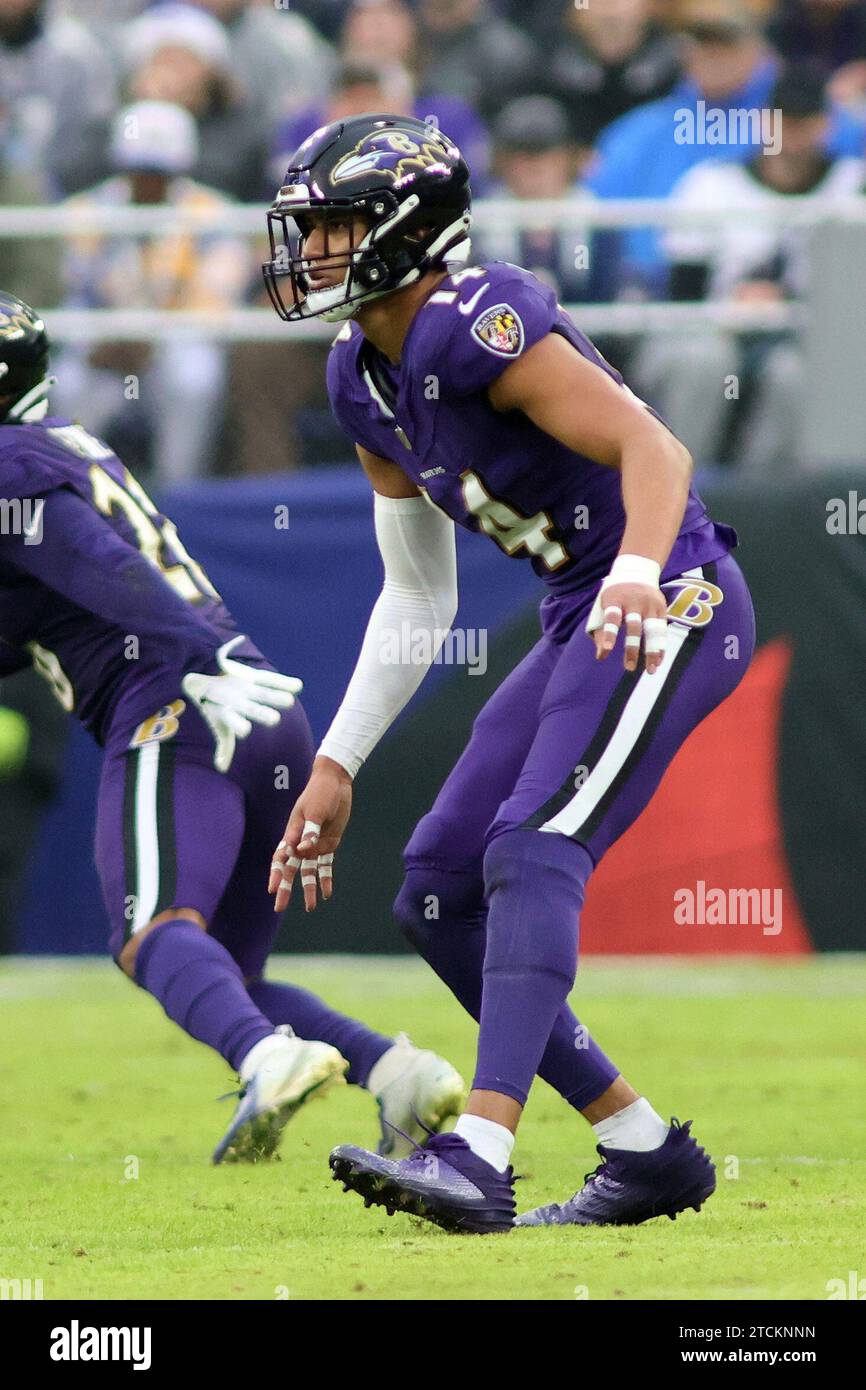 Baltimore Ravens safety Kyle Hamilton (14) runs during an NFL football ...