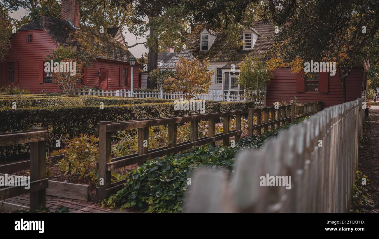 Backyard Garden, Colonial Williamsburg Stock Photo - Alamy