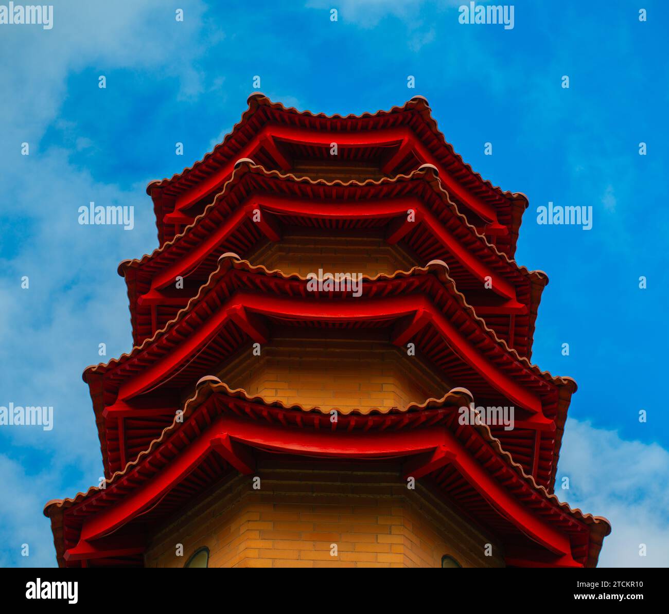 Asian cityscape hi-res stock photography and images - Alamy