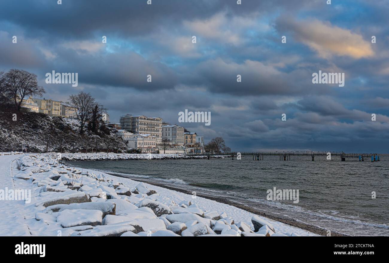 Seebrucke sassnitz hi-res stock photography and images - Alamy