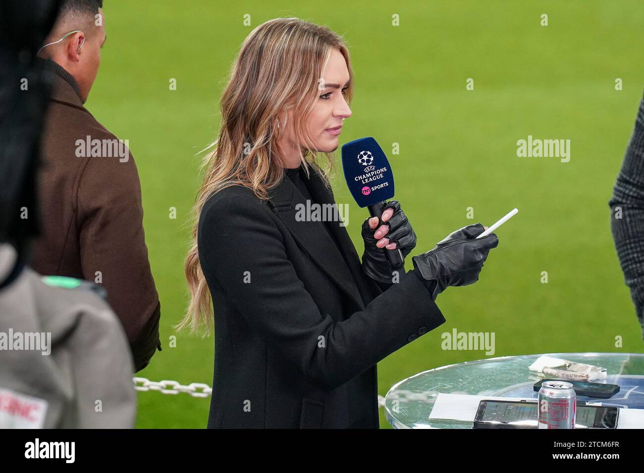 Newcastle, UK. 13th Dec, 2023. TNT presenter Laura Woods during the ...