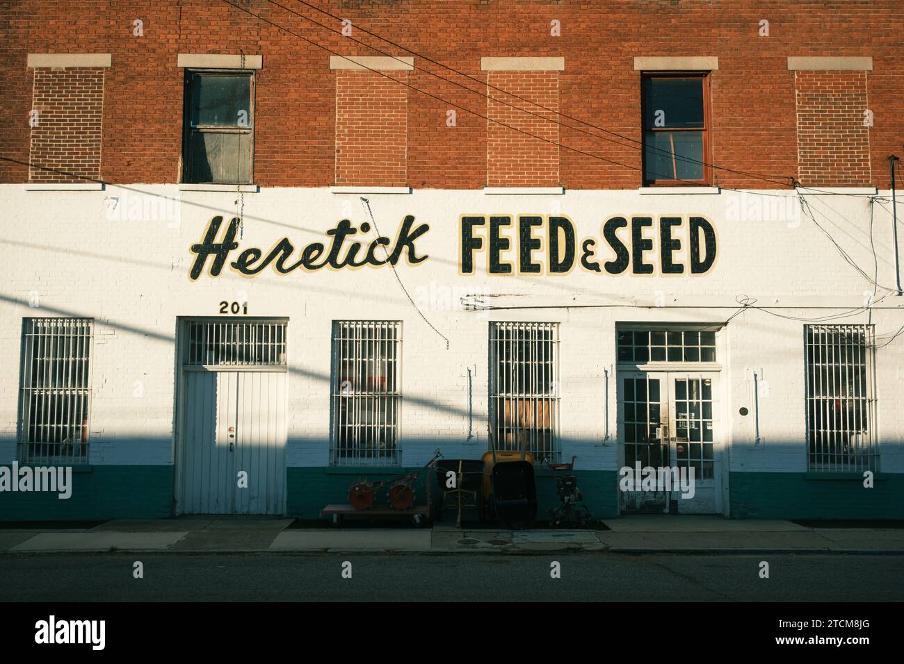 Feed store old hi-res stock photography and images - Alamy