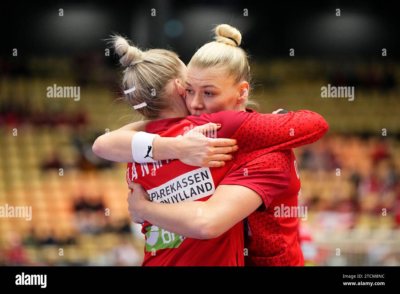 Herning, Denmark. 13th Dec, 2023. Denmark's Kathrine Heindal (R) and ...