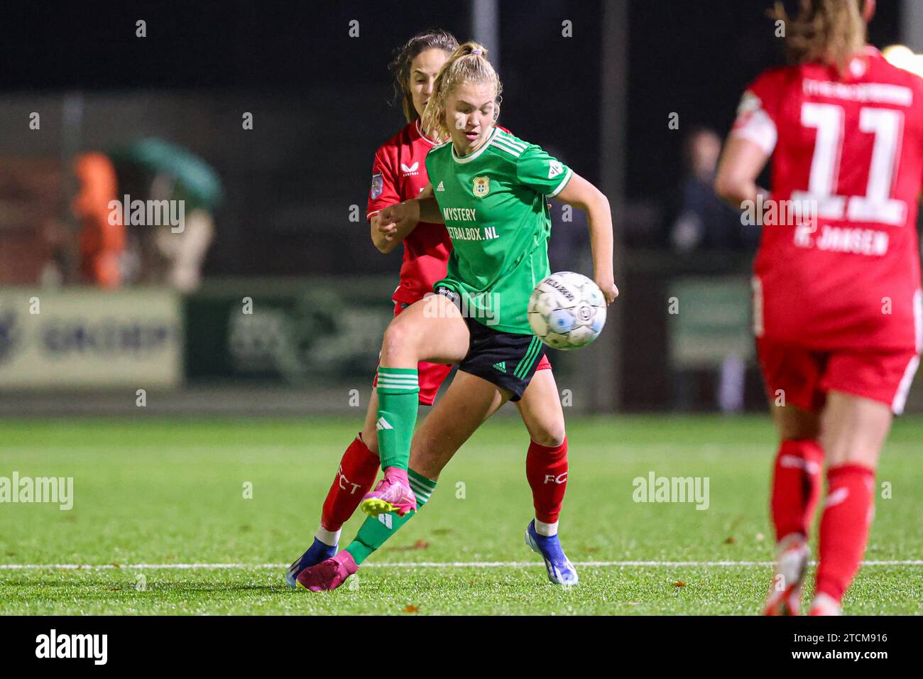 Zoe zuidberg hi-res stock photography and images - Alamy