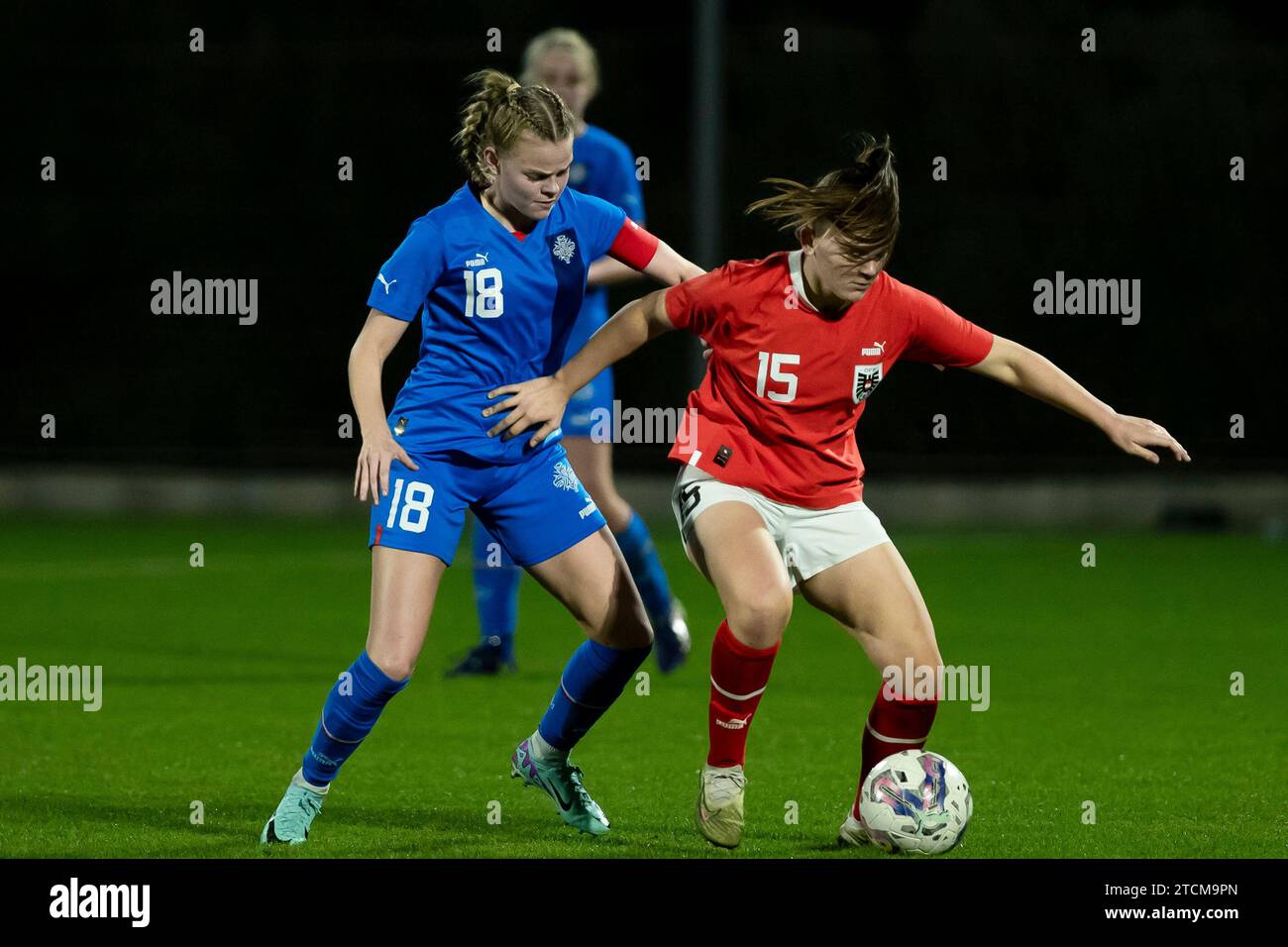 Futbol Salou Sports Center SALOU, SPAIN - DECEMBER 4: Irena Gonzalez of ...