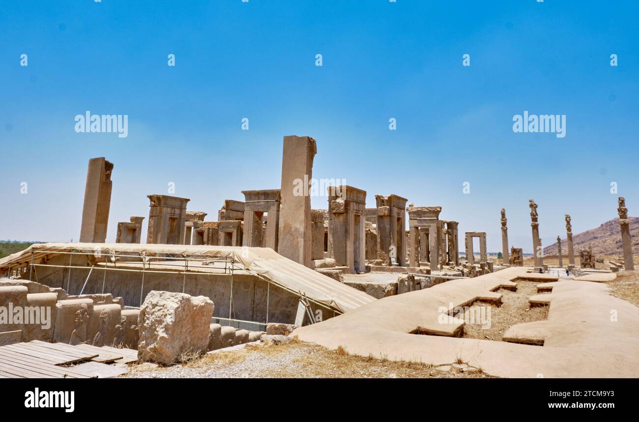 Persepolis, iran. Ruin of Persepolis, Ruins of the Tachara Stock Photo - Alamy