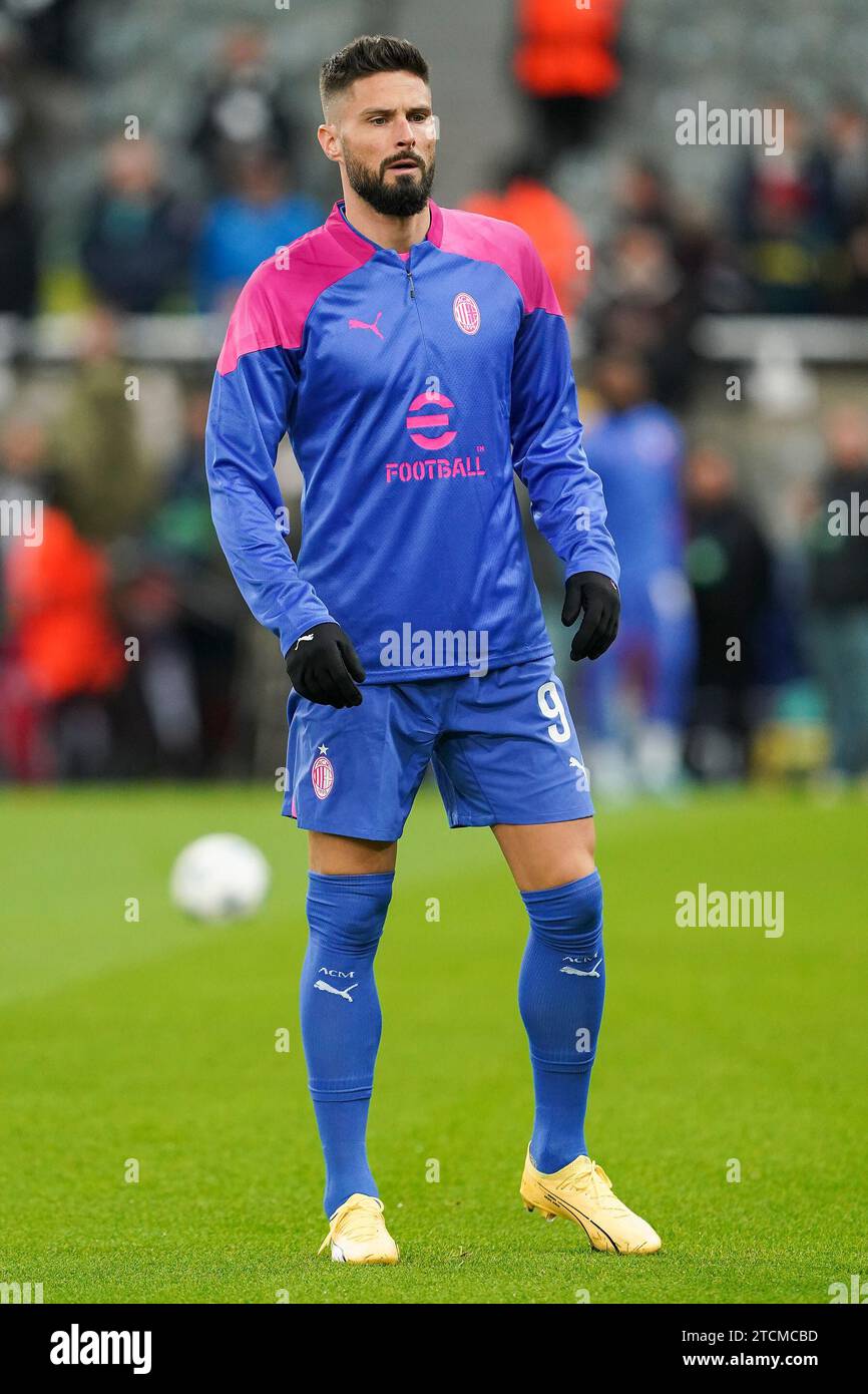 Newcastle, UK. 13th Dec, 2023. Milan forward Olivier Giroud (9) warm up ...