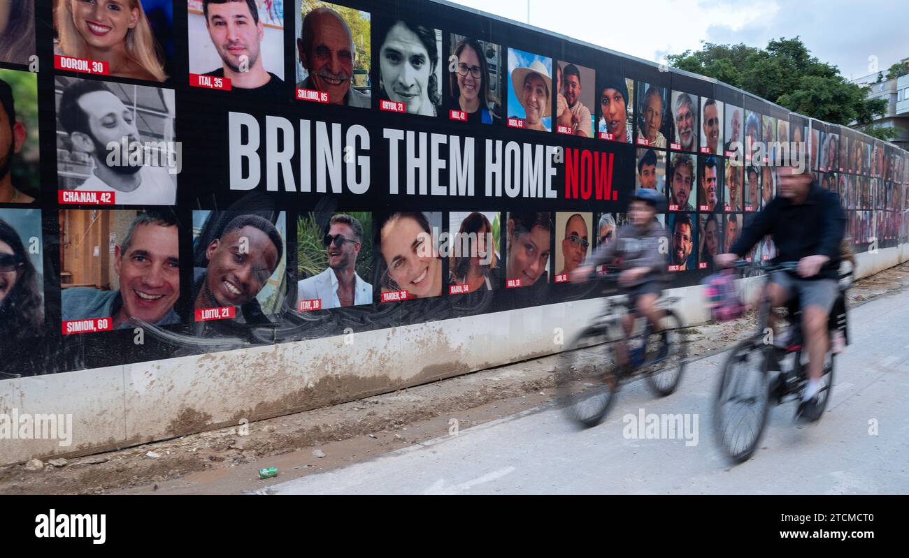 Israel gaza hamas war hostages billboard hi-res stock photography and ...