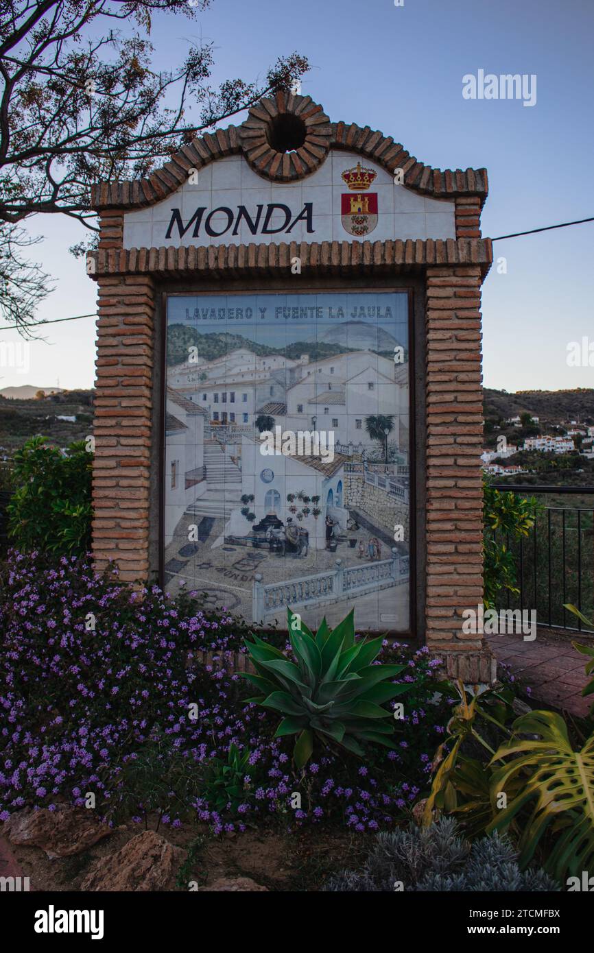 Pueblos andaluces hi-res stock photography and images - Alamy