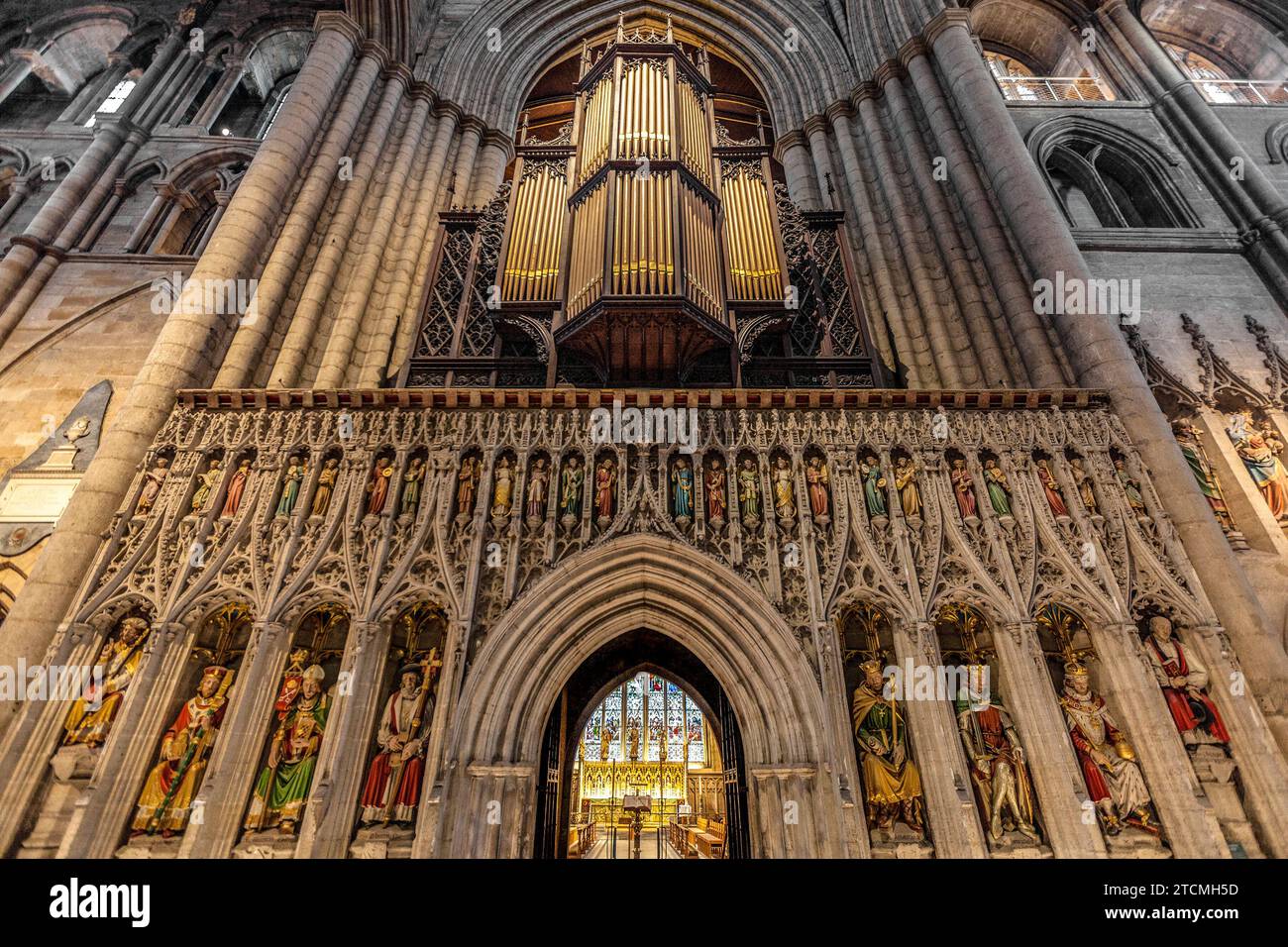 Statues of kings and bishops in the choir screen of Ripon Cathedral ...