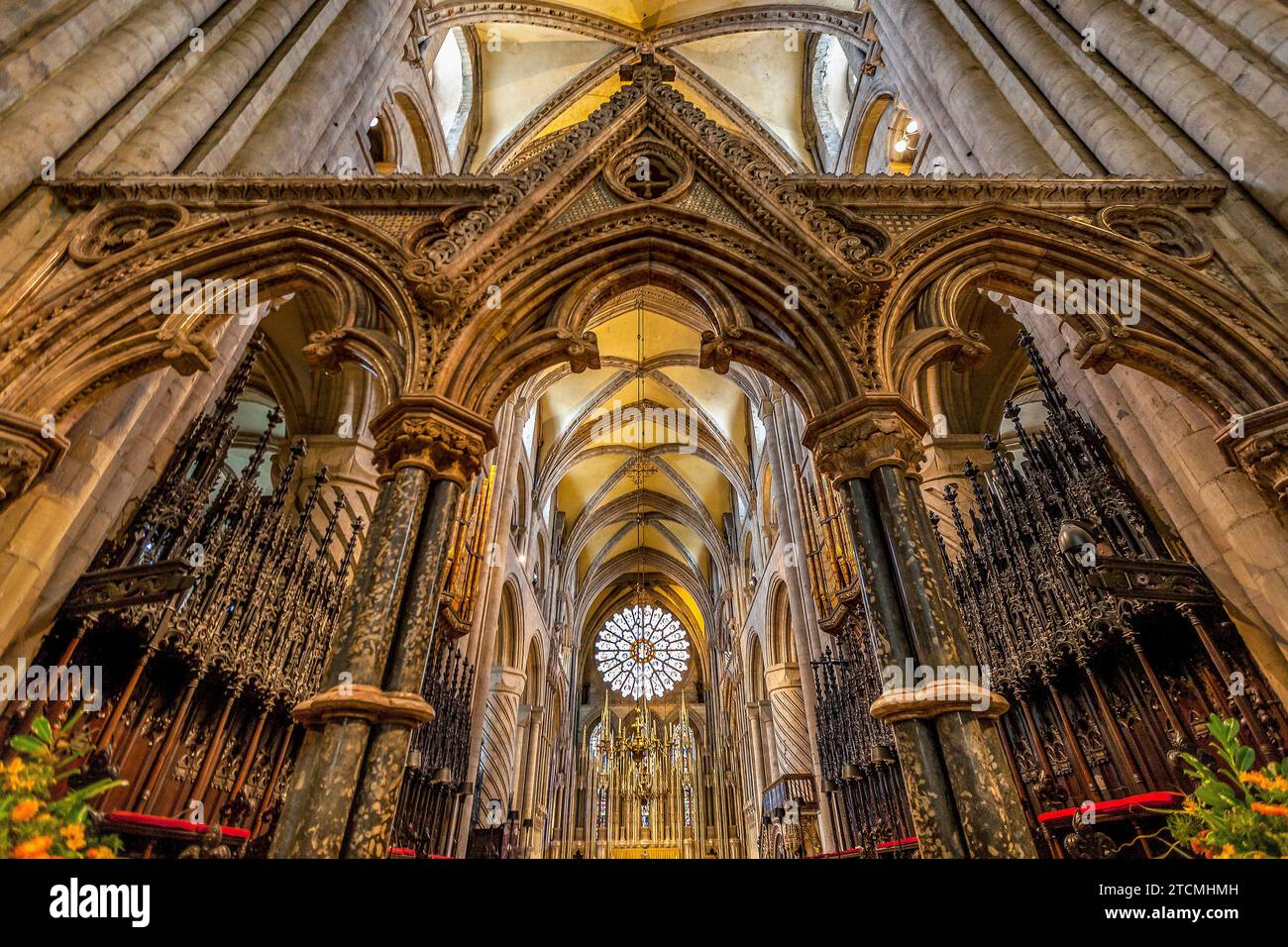 Durham cathedral interior hi-res stock photography and images - Alamy