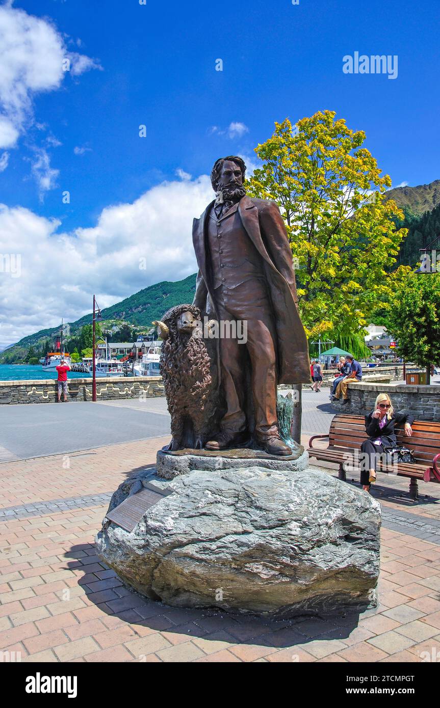 Central gilbert island hi-res stock photography and images - Alamy