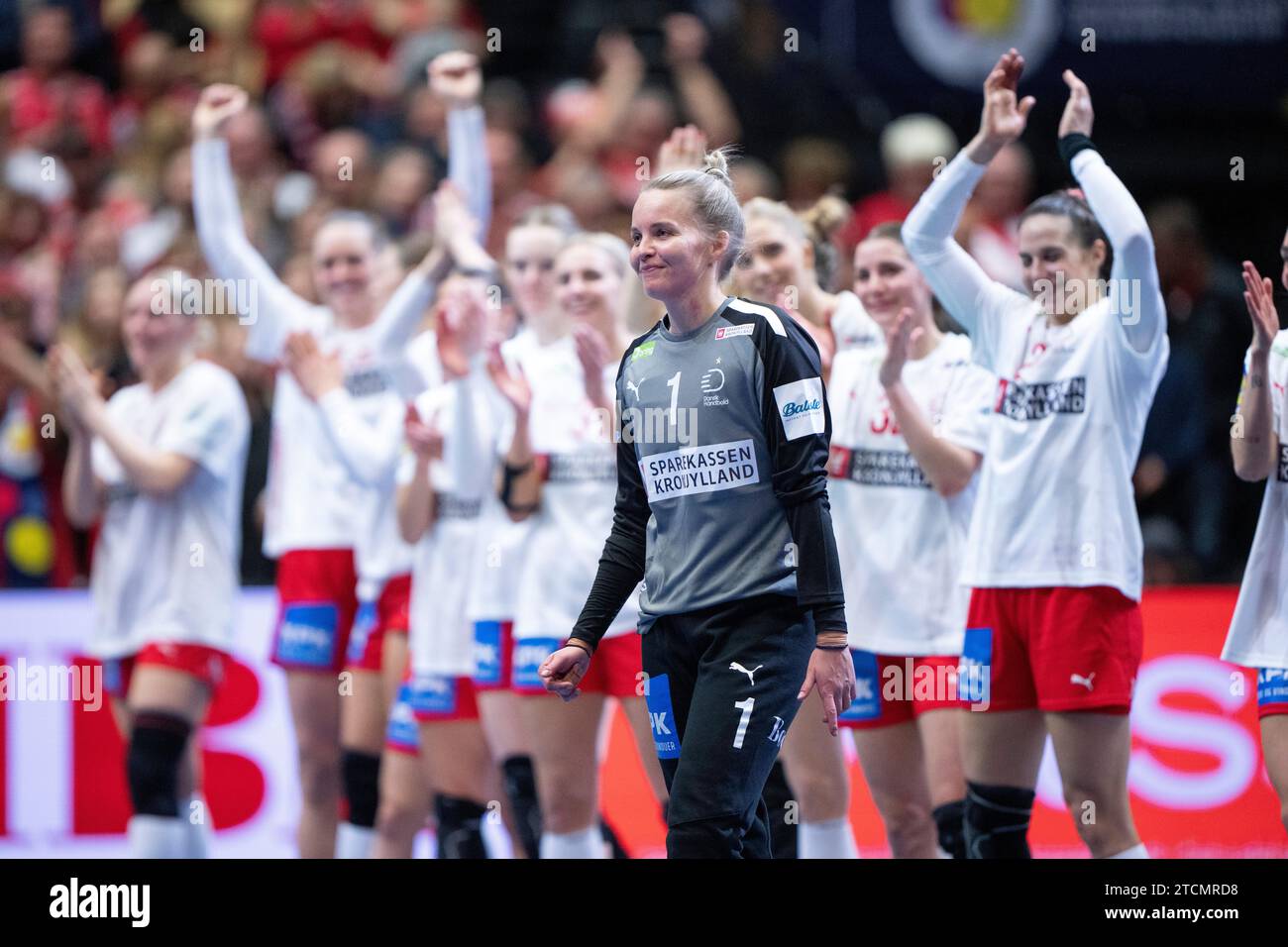 Herning, Denmark. 13th Dec, 2023. Goalkeeper Sandra Toft of Denmark (1 ...