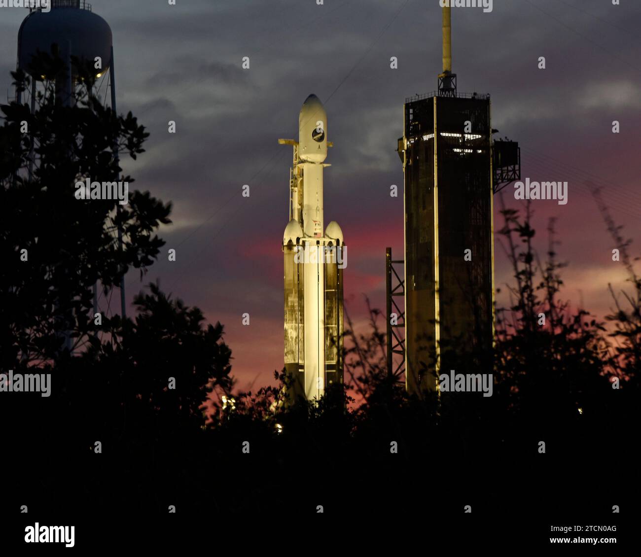 A SpaceX Falcon Heavy rocket stands on Complex 39A at the Kennedy Space ...