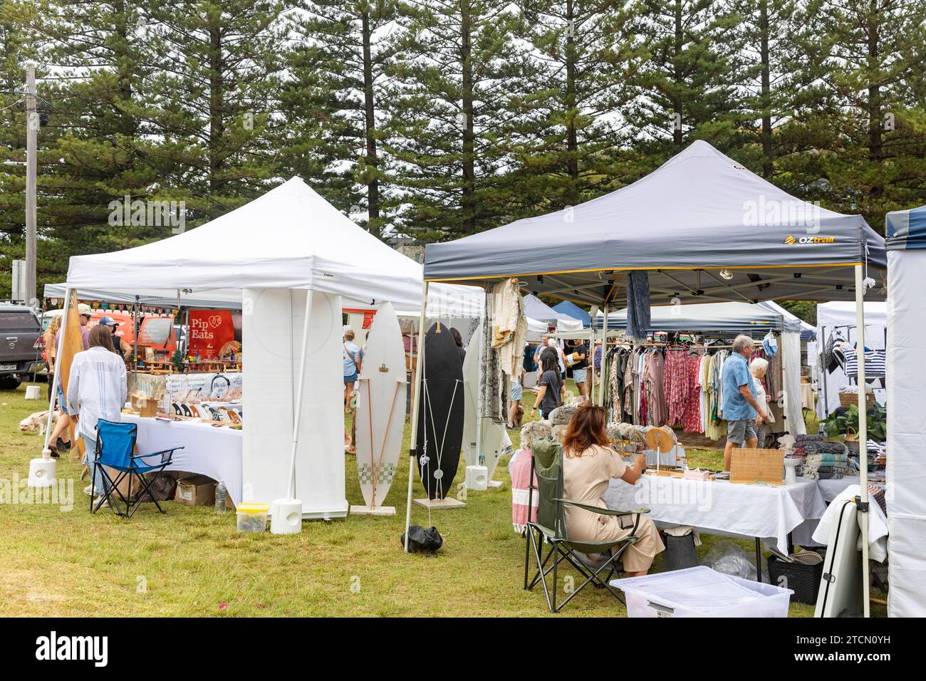 Stallholders hi-res stock photography and images - Alamy