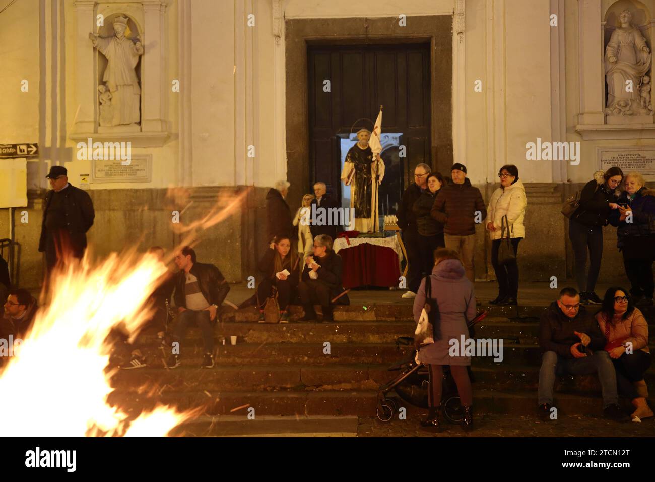 On the day of the feast of Saint Lucia in the historic center of the ...
