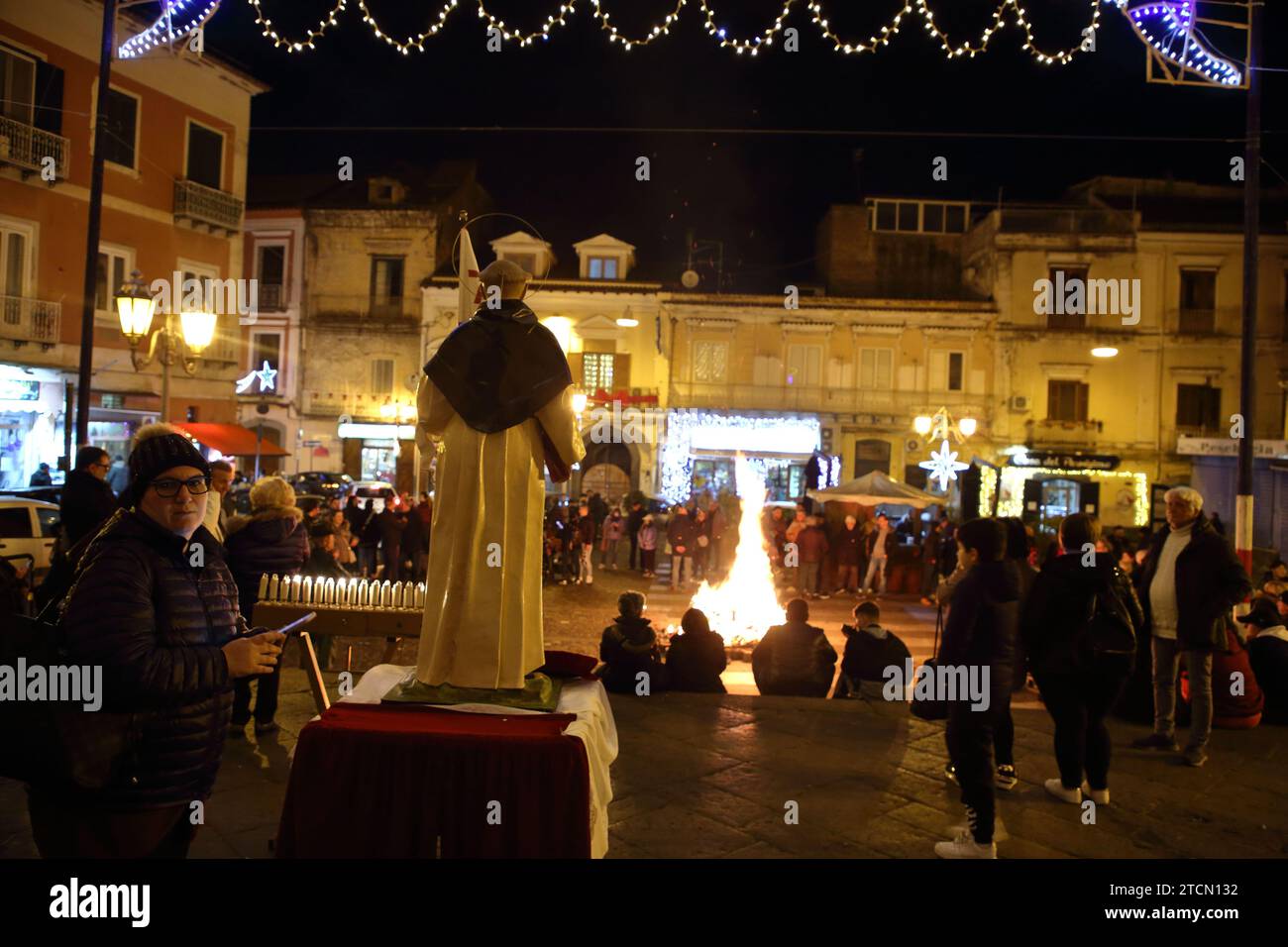 On the day of the feast of Saint Lucia in the historic center of the ...