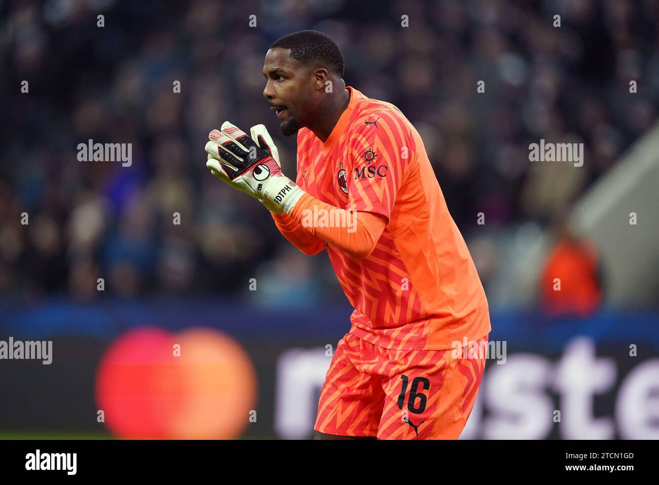 AC Milan goalkeeper Mike Maignan during the UEFA Champions League ...