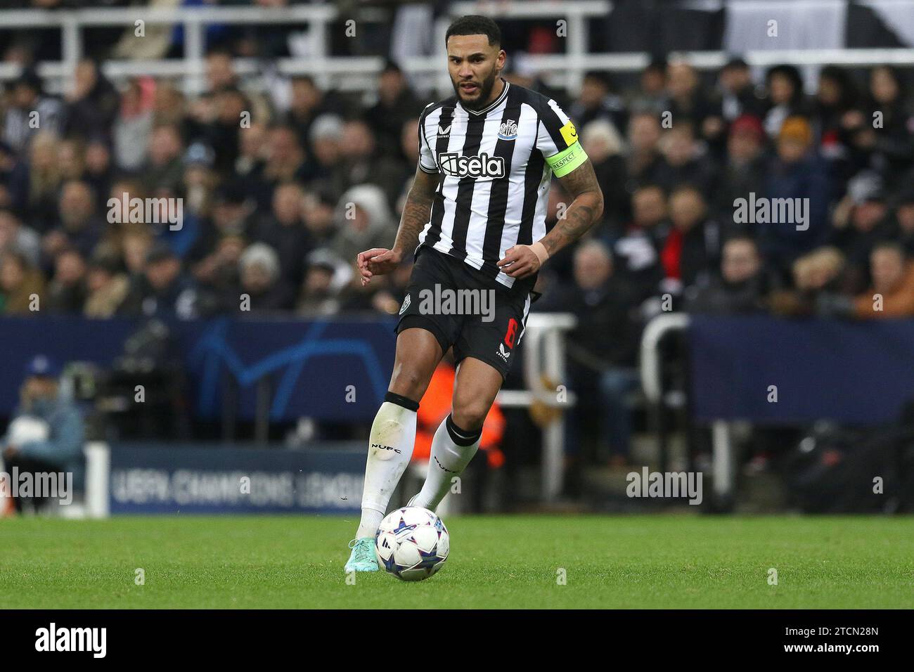Newcastle on Wednesday 13th December 2023.Jamaal Lascelles of Newcastle ...