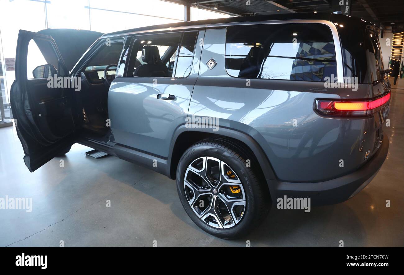 Rivian electric vehicle hi-res stock photography and images - Alamy