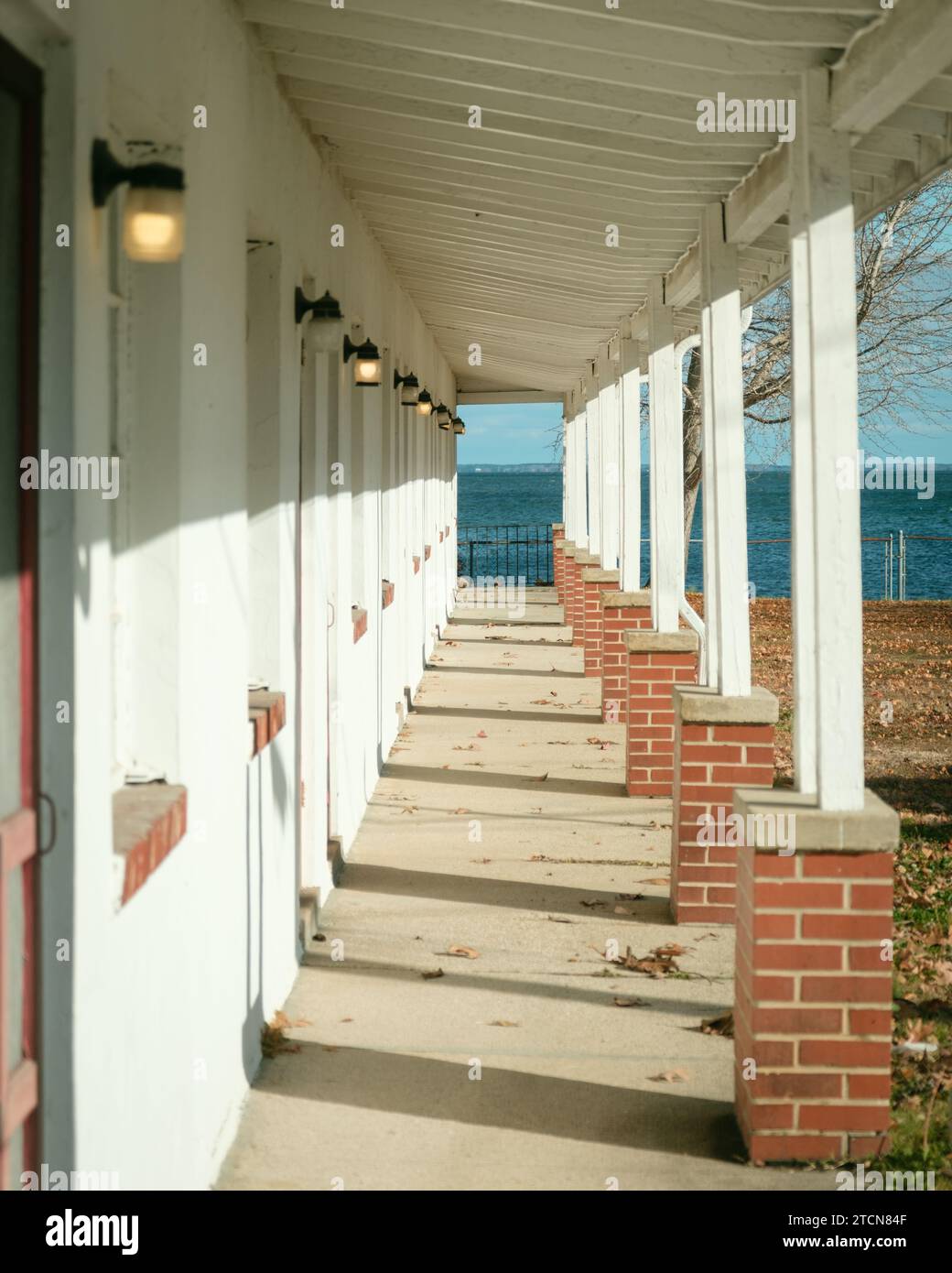 An old motel in Colonial Beach, Virginia Stock Photo - Alamy