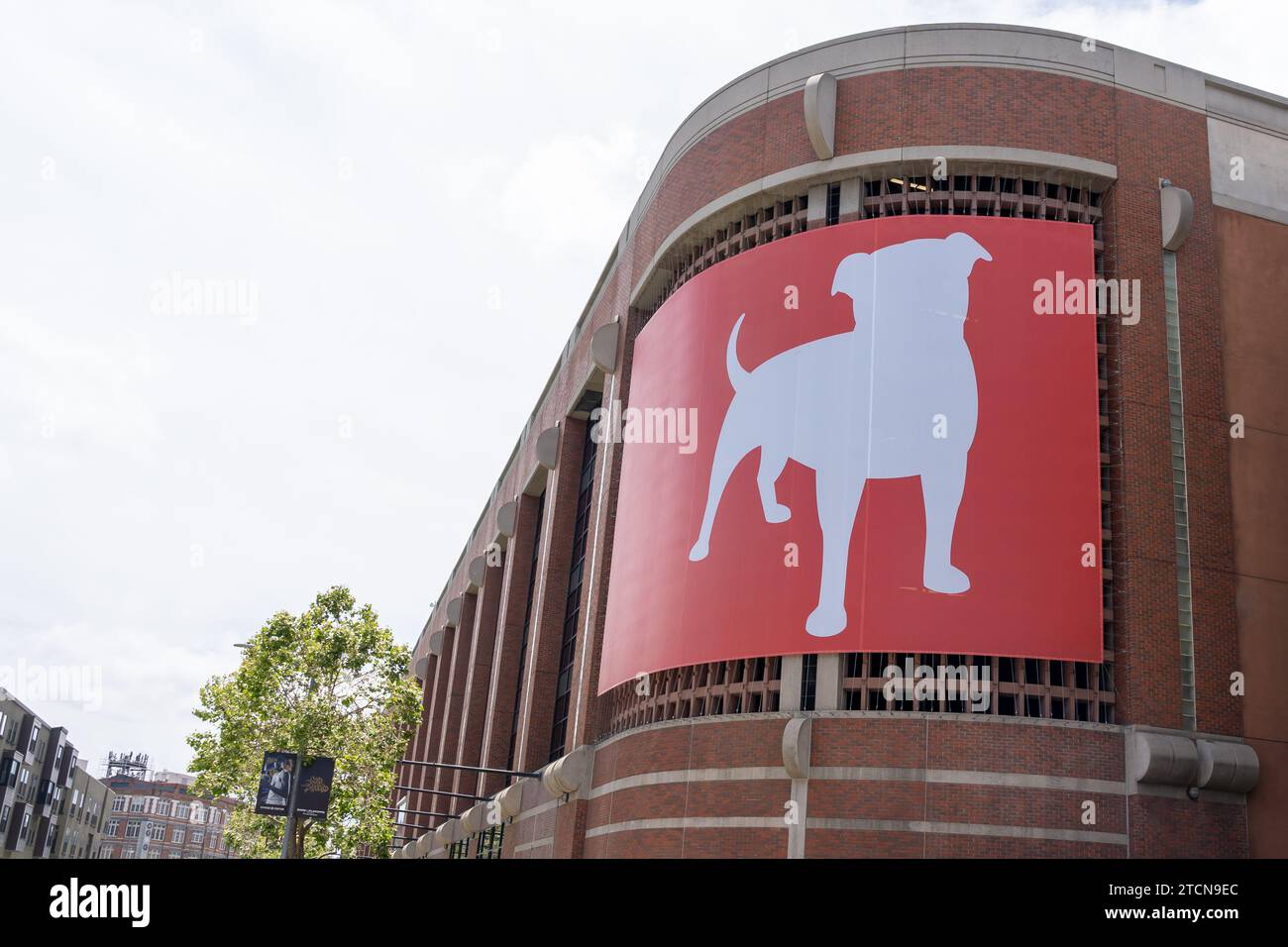 Zynga office in San Francisco, CA, USA Stock Photo - Alamy