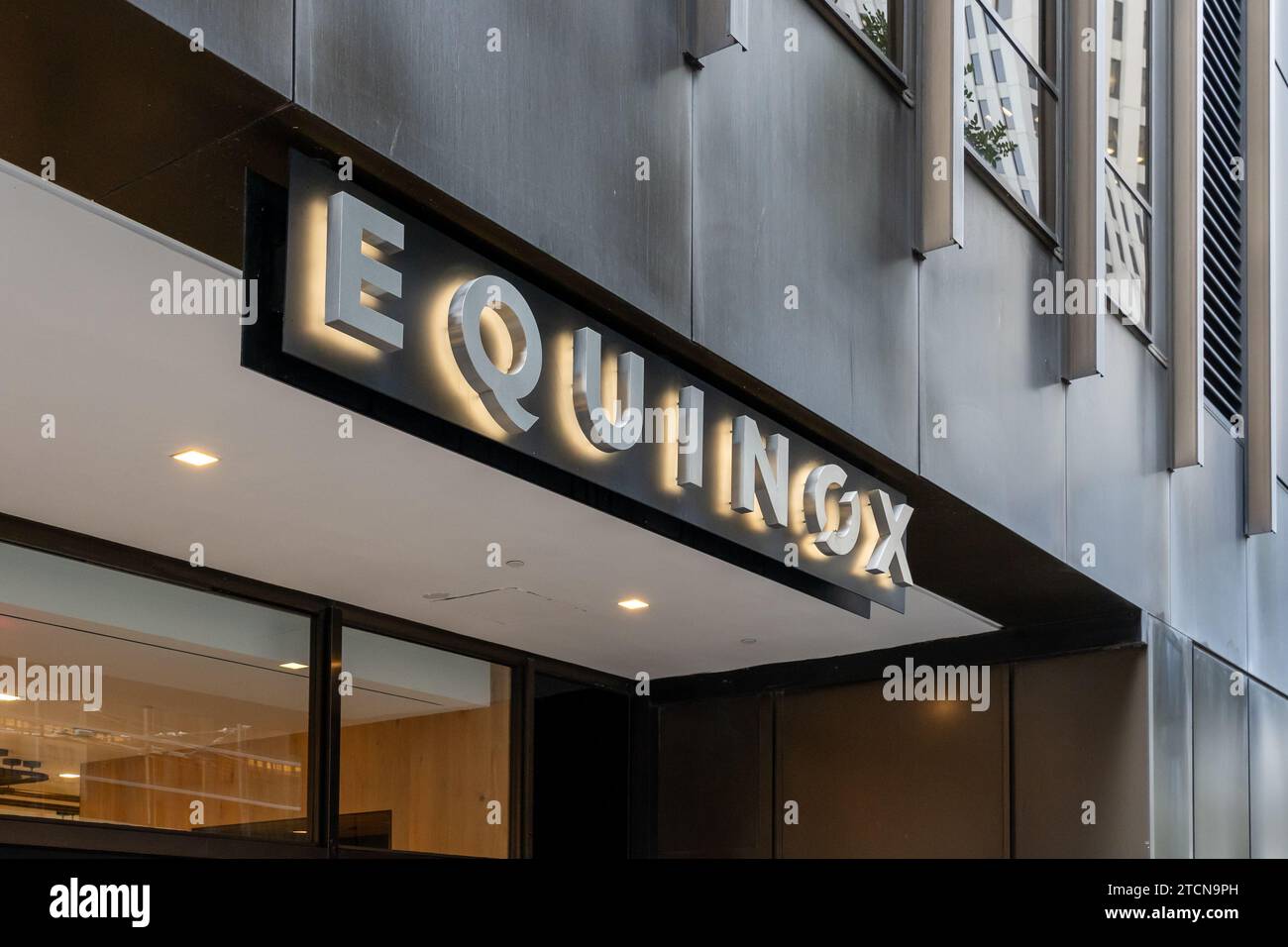 Equinox hi-res stock photography and images - Alamy