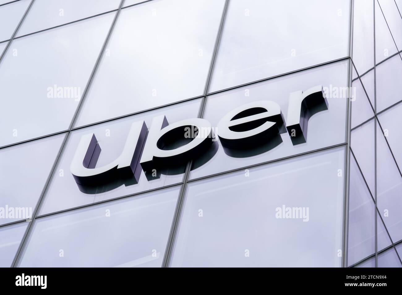Uber freight logo hi-res stock photography and images - Alamy