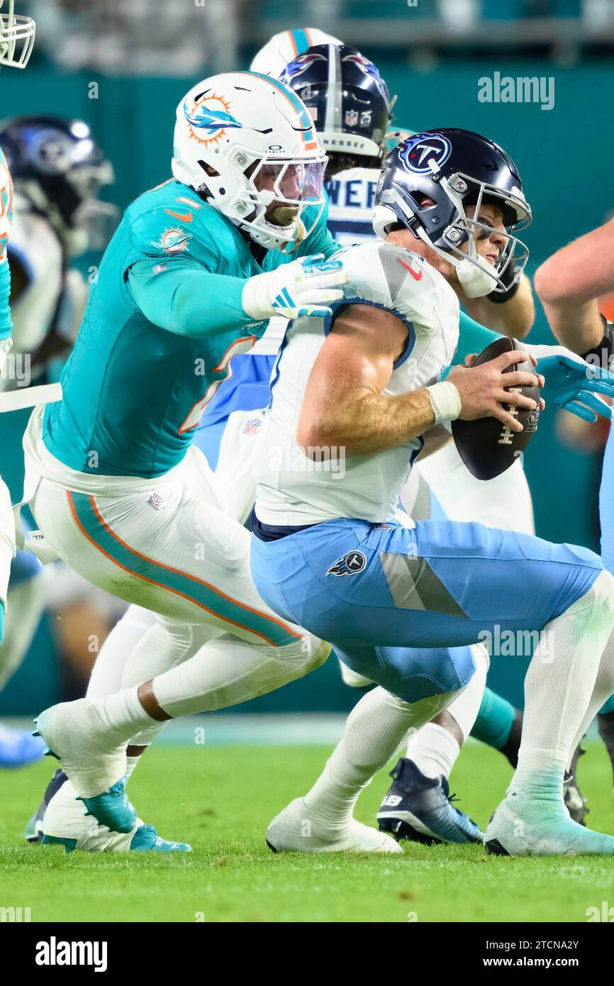 Miami Dolphins linebacker Bradley Chubb (2) fails to sack Tennessee ...