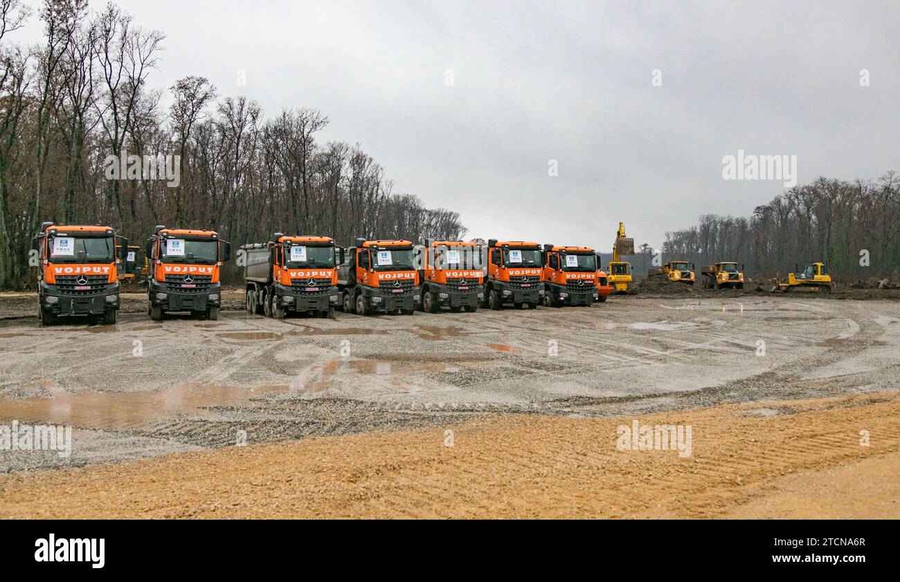 Backi Breg, Serbia. 13th Dec, 2023. Photo taken on Dec. 13, 2023 shows ...