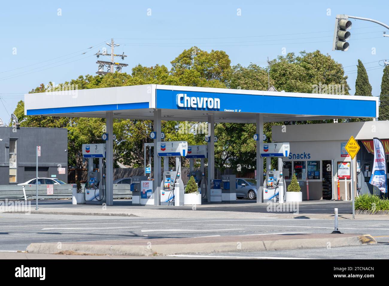 Logo chevron hi-res stock photography and images - Alamy