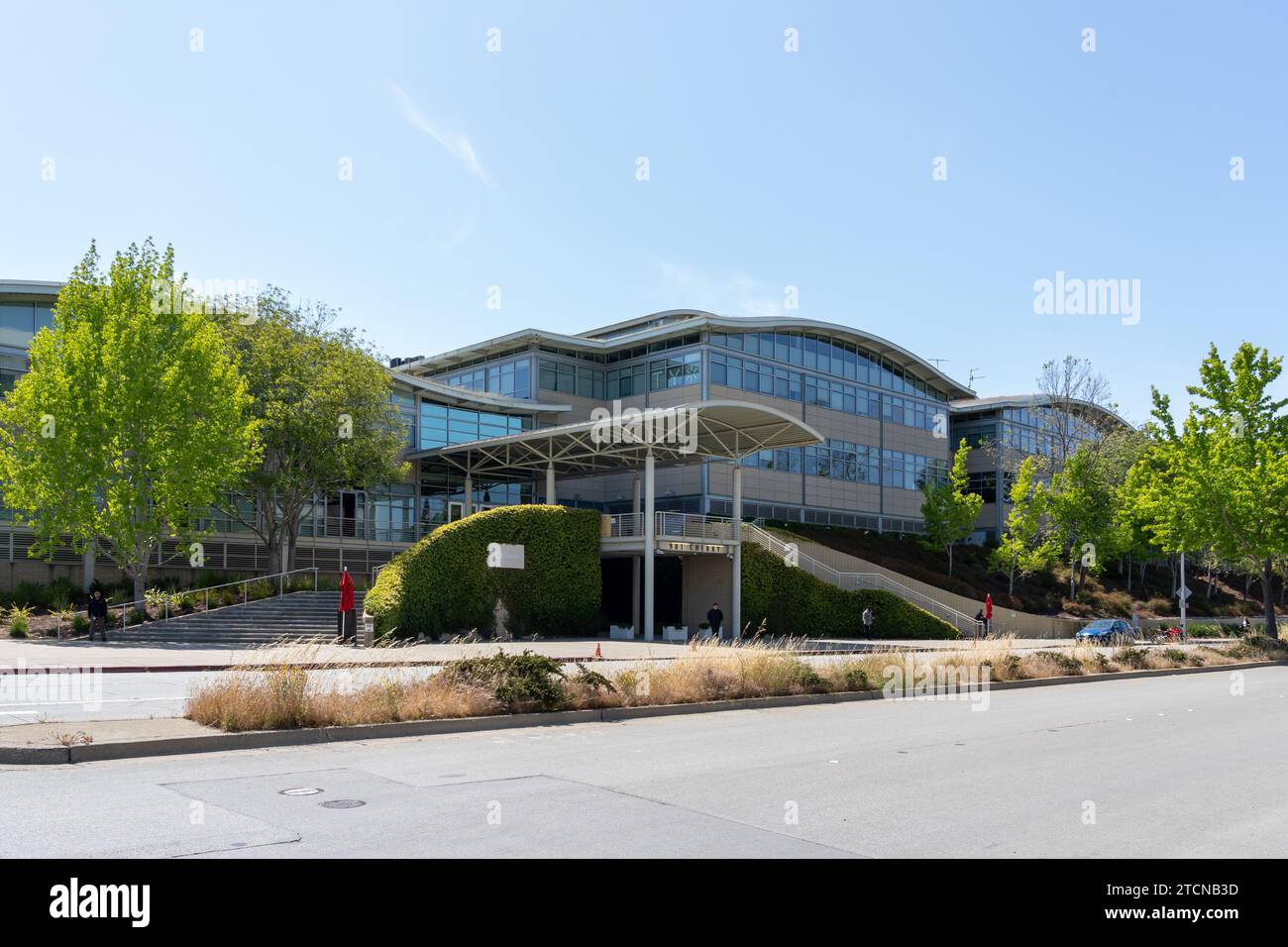 Youtube headquarters hi-res stock photography and images - Alamy