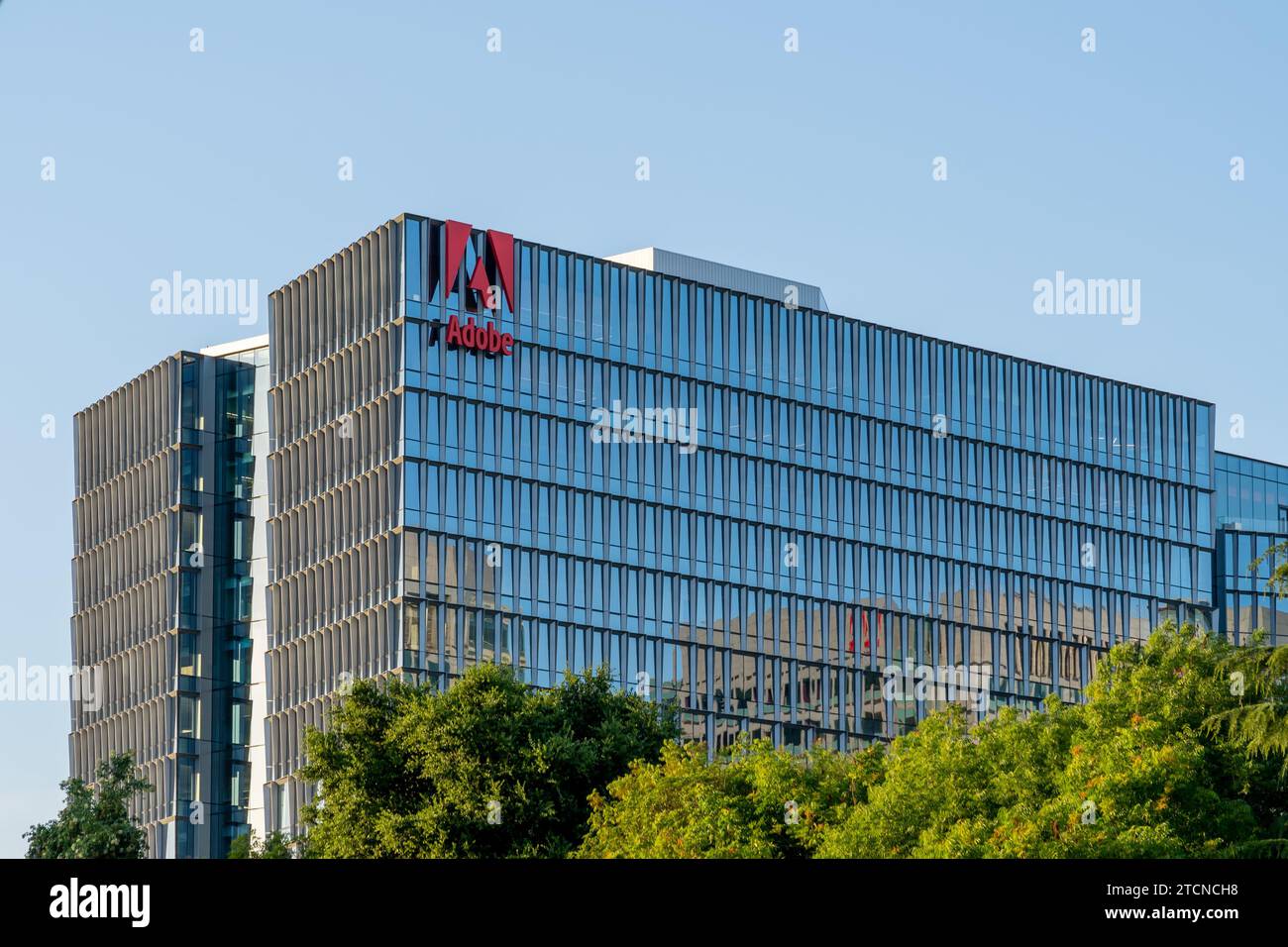 Adobe headquarters san jose hi-res stock photography and images - Alamy