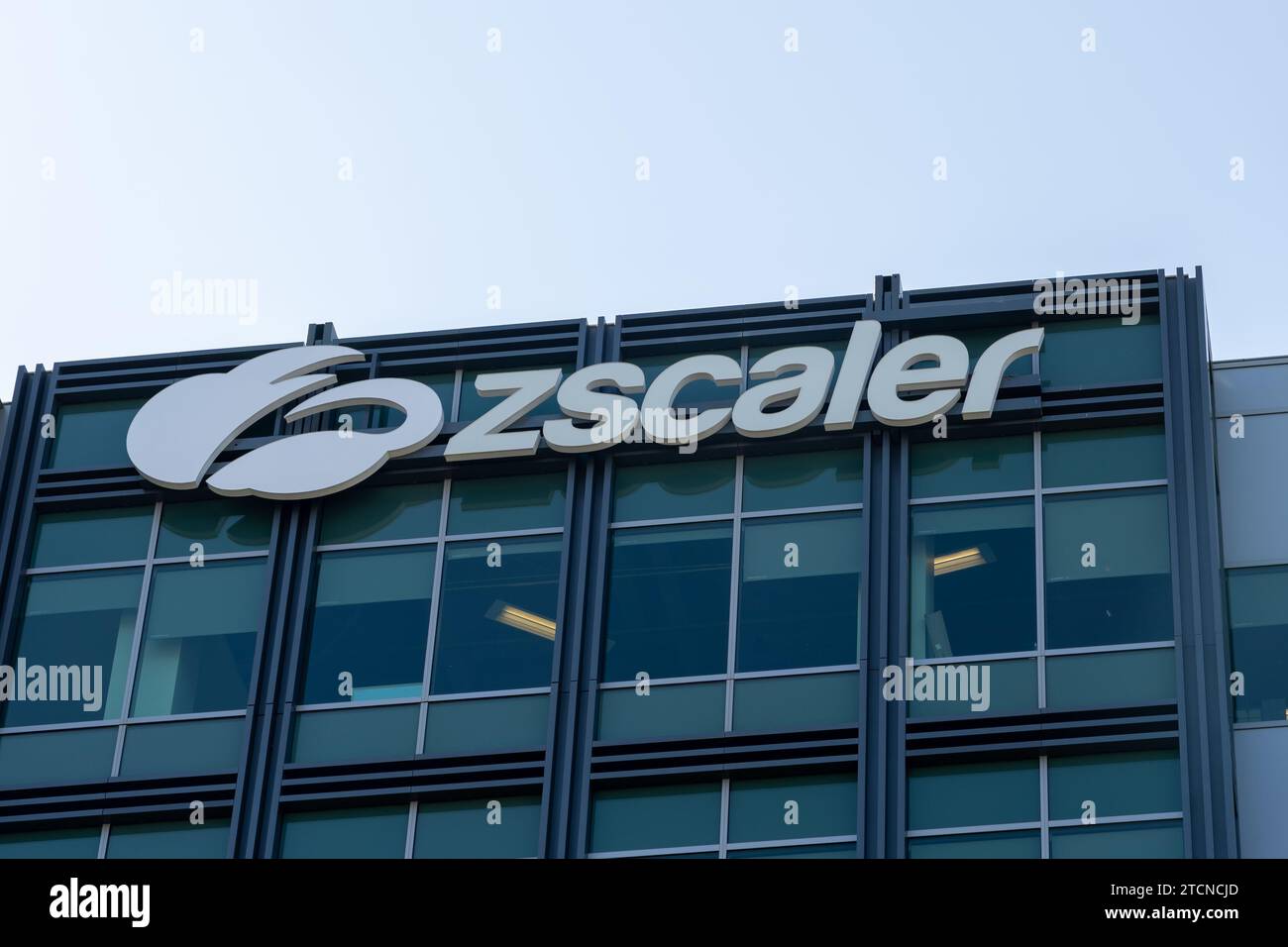 Zscaler hi-res stock photography and images - Alamy