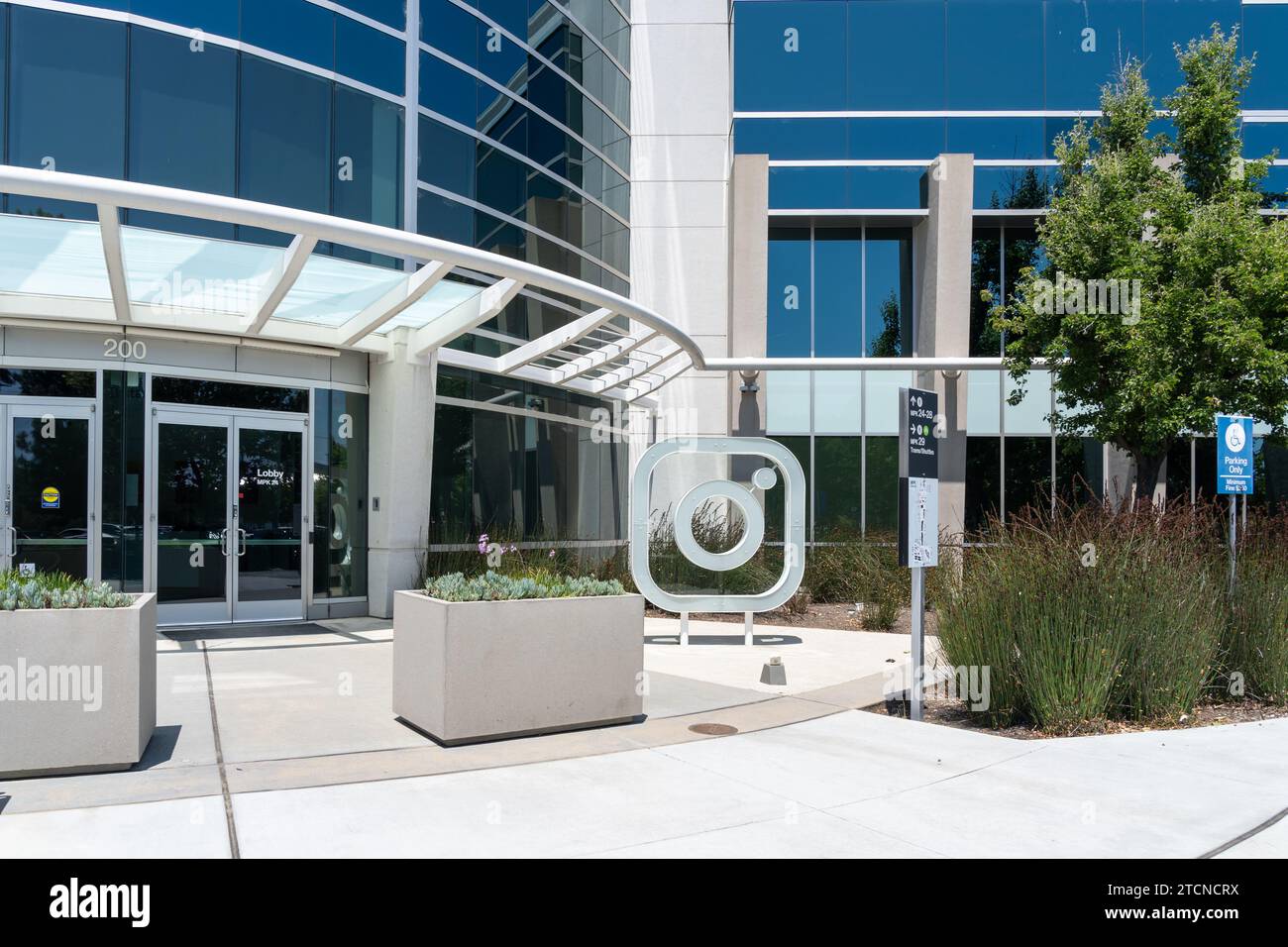 Instagram headquarters in Menlo Park, CA, USA Stock Photo - Alamy