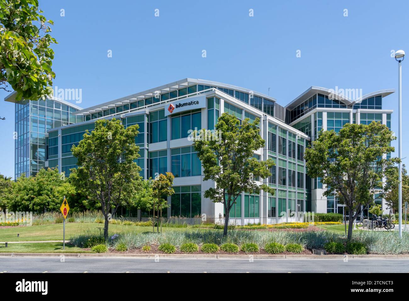 Informatica logo hi-res stock photography and images - Alamy