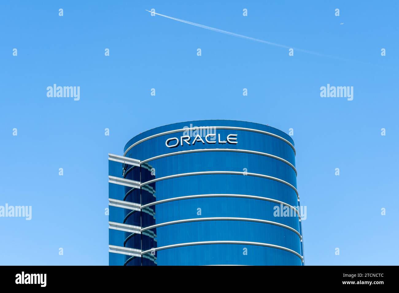 Oracle corporation logo hi-res stock photography and images - Alamy