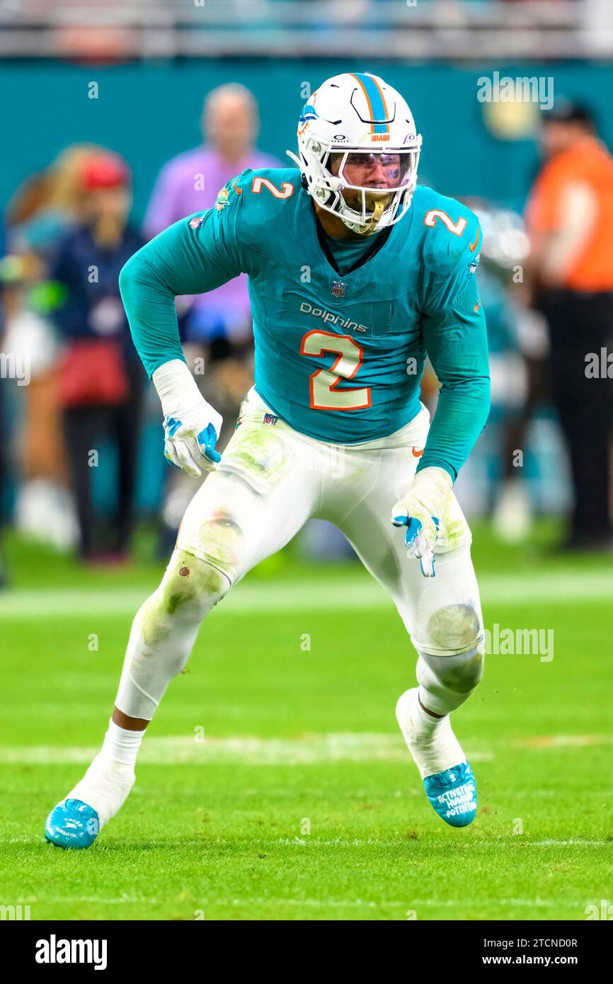 Miami Dolphins linebacker Bradley Chubb (2) runs a play during an NFL ...